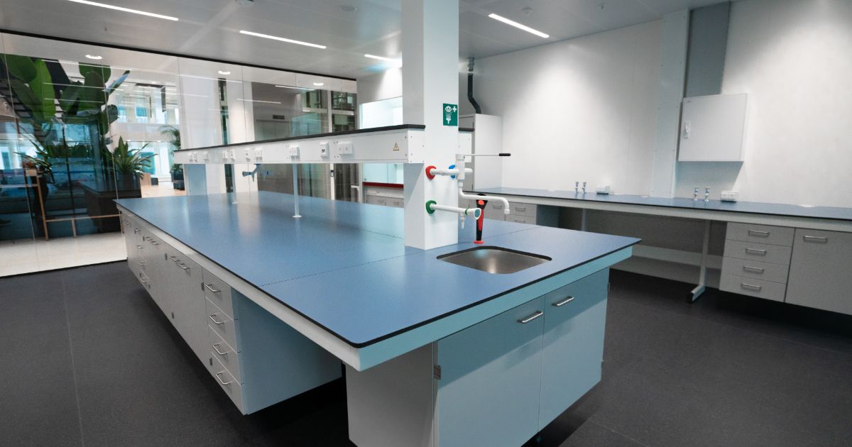 Plus Ultra Leiden | Trespa