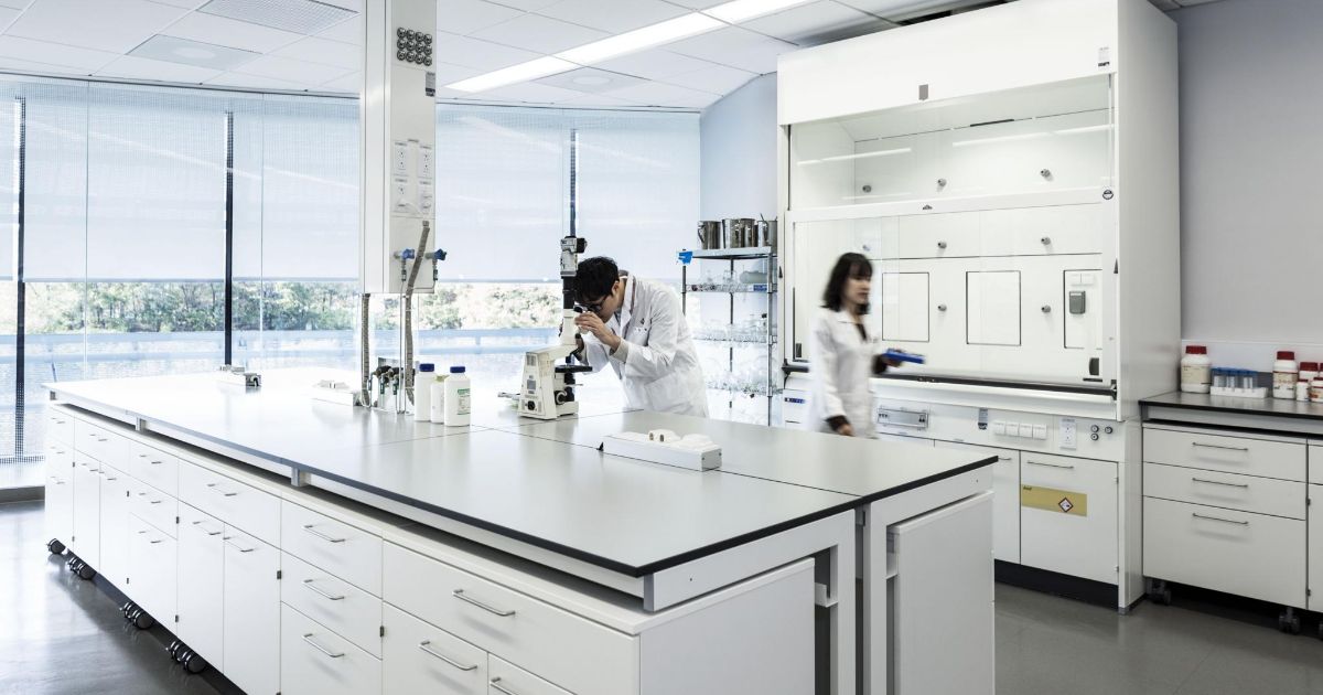 Trespa® TopLab®PLUS