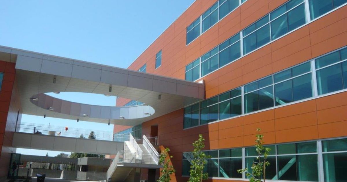 West LA College Math & Science | Trespa