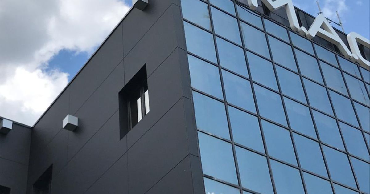 Office Building, Avellino | Trespa