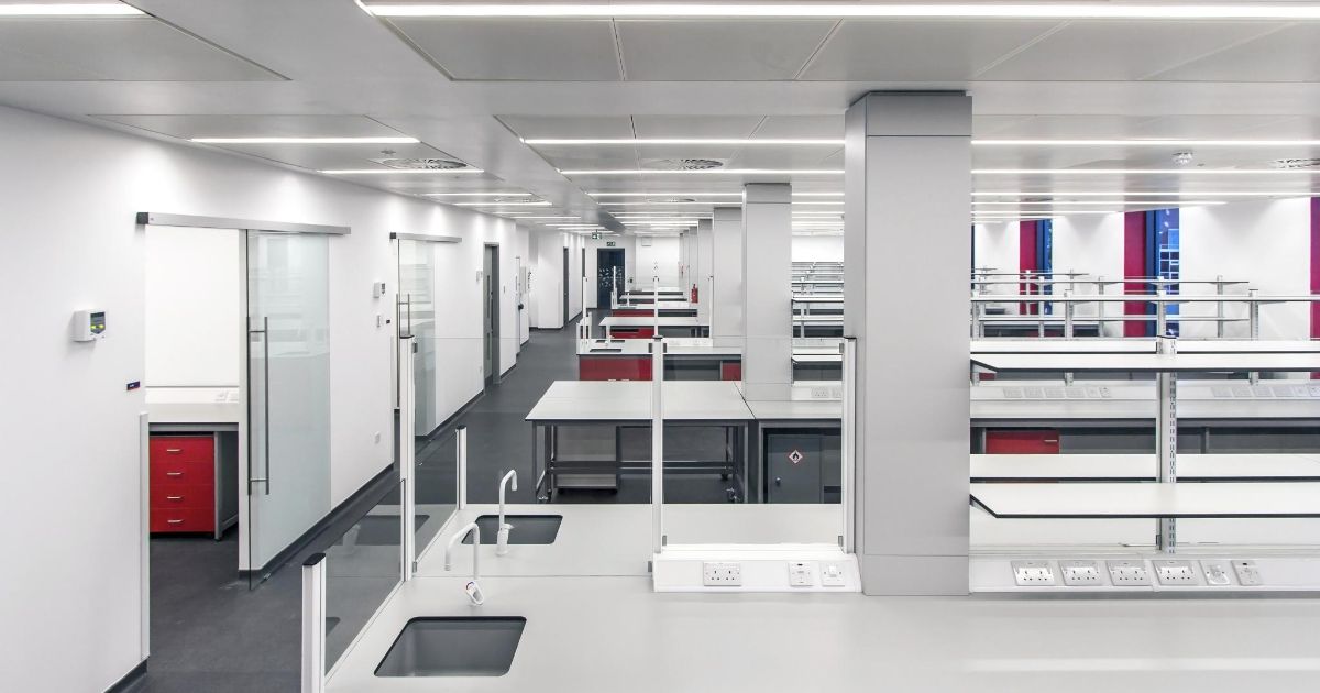 Trespa® TopLab®BASE